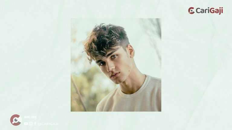 15 Model Rambut Pria Terbaru, Auto Stylish di 2023 » CariGaji.com